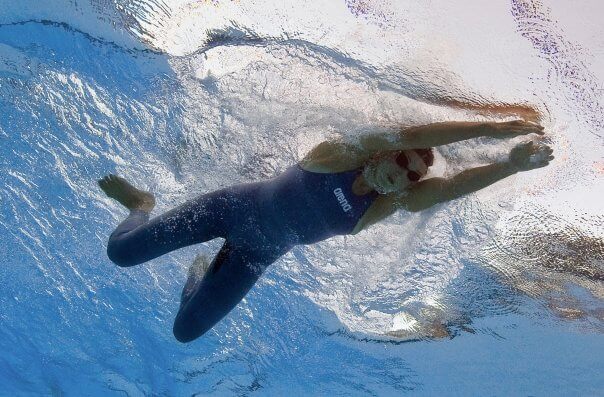 Mejora-tu-patada-en-natación-estilo-pecho – Nada Facil